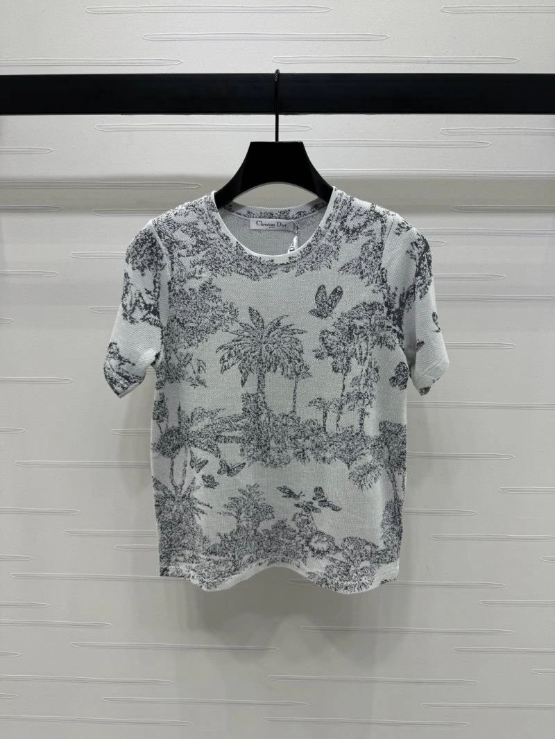 Value-priced Christian Dior T-Shirts