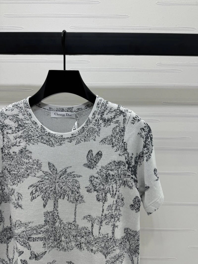 Value-priced Christian Dior T-Shirts
