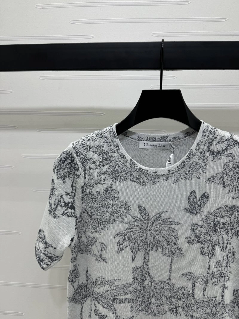 Value-priced Christian Dior T-Shirts