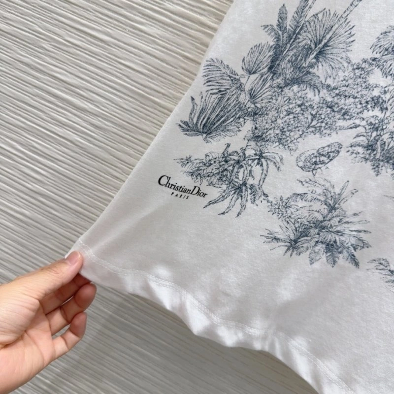 High fidelity Christian Dior T-Shirts