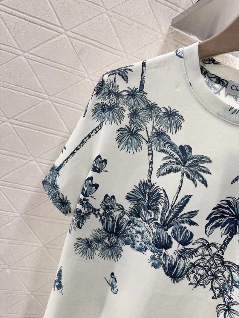 Indistinguishable Christian Dior T-Shirts