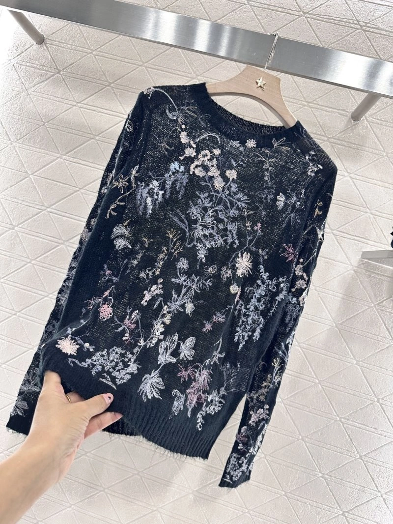 Low-cost Christian Dior T-Shirts