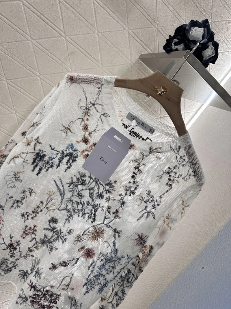 Affordable Christian Dior T-Shirts