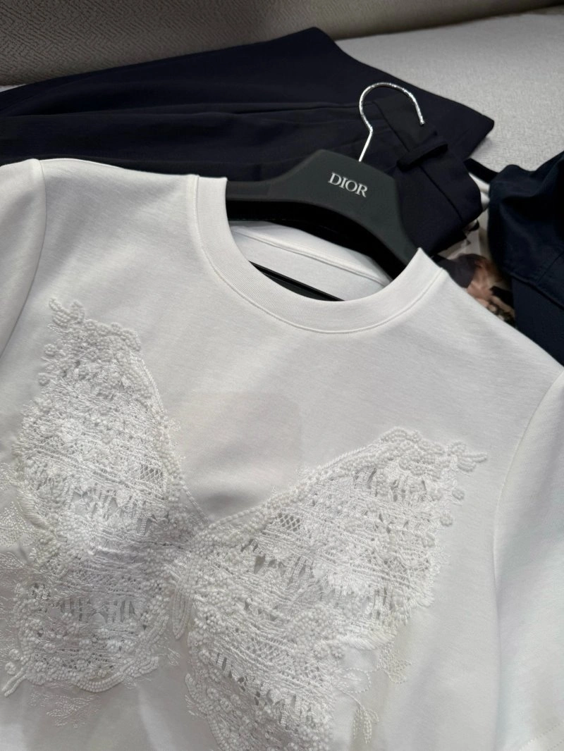 High fidelity Christian Dior T-Shirts
