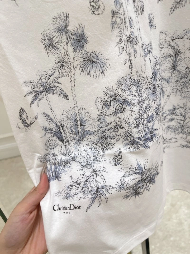 Top match Christian Dior T-Shirts