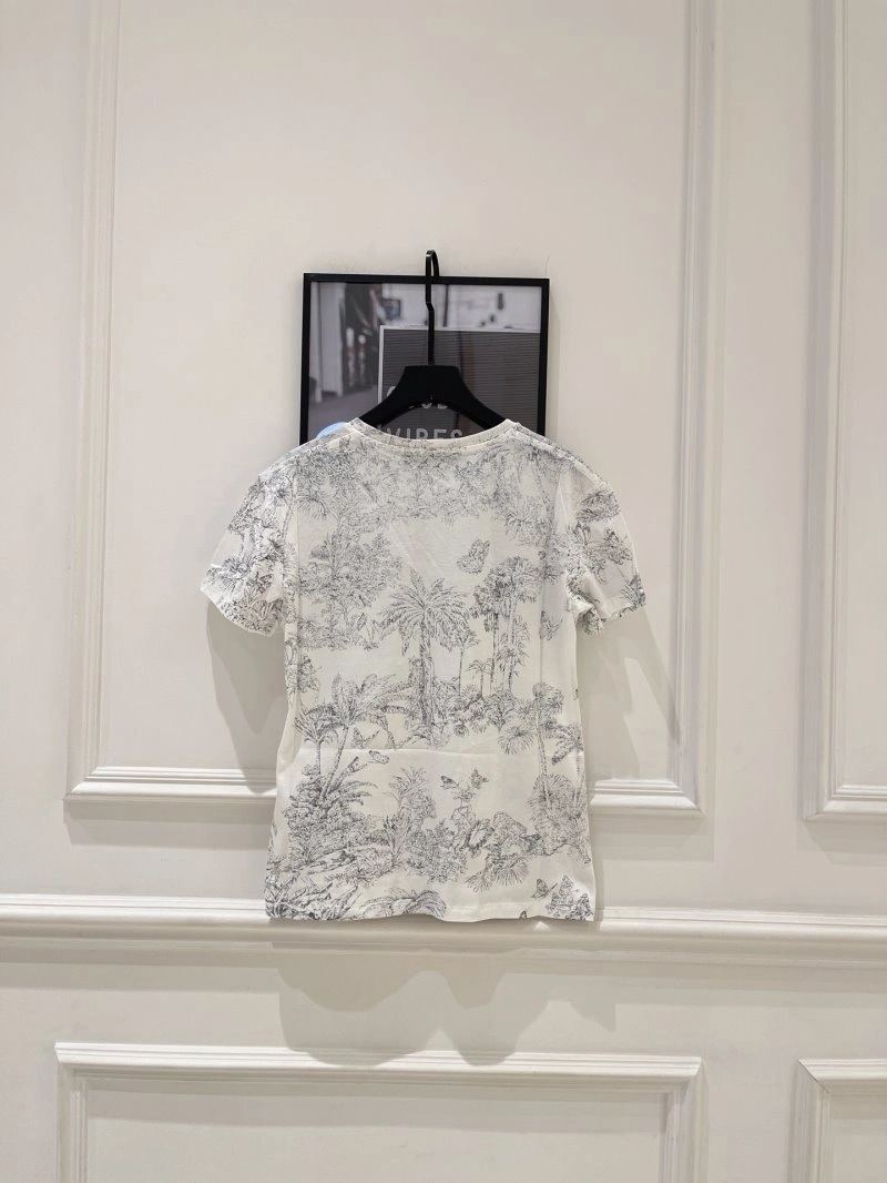 Value-priced Christian Dior T-Shirts