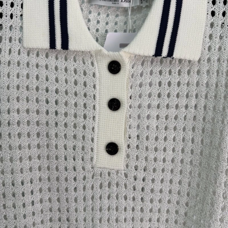 Accurate model Christian Dior T-Shirts