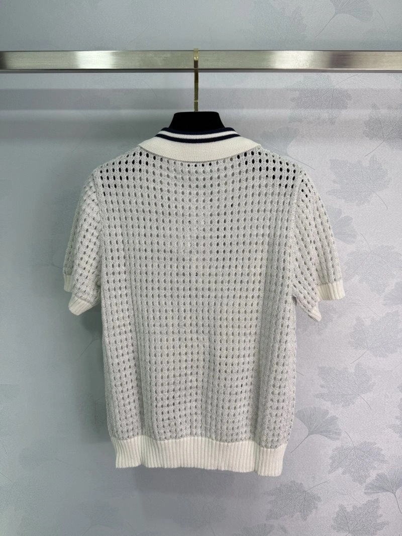 Accurate model Christian Dior T-Shirts