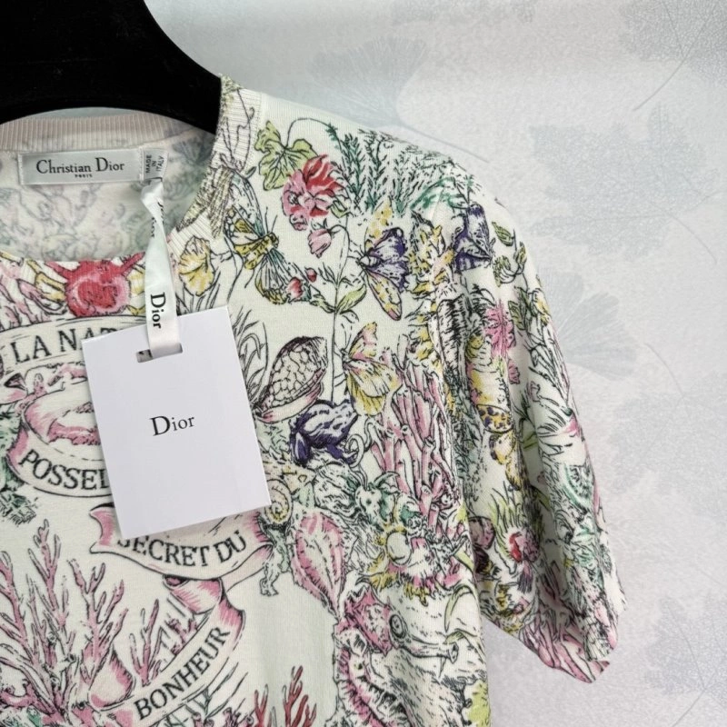 Top match Christian Dior T-Shirts