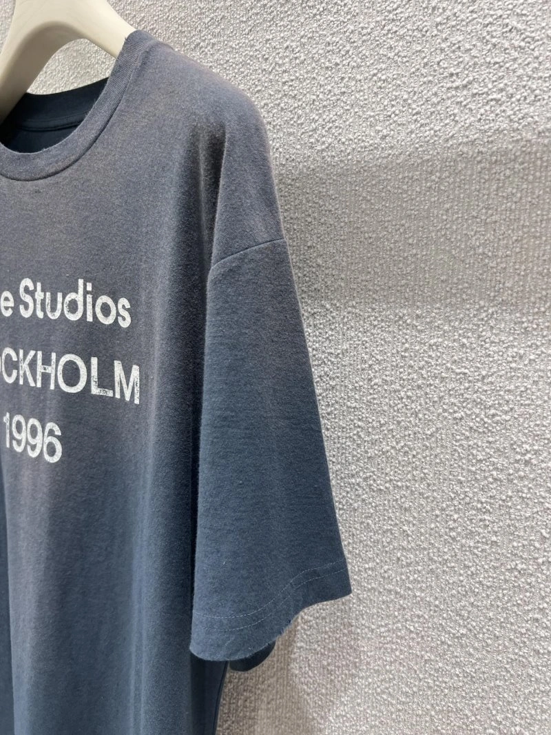 Low-cost Christian Dior T-Shirts