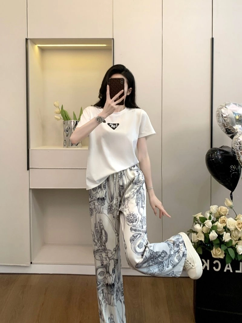 Indistinguishable Christian Dior T-Shirts