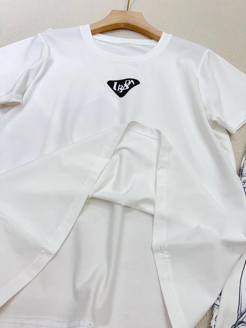 Indistinguishable Christian Dior T-Shirts