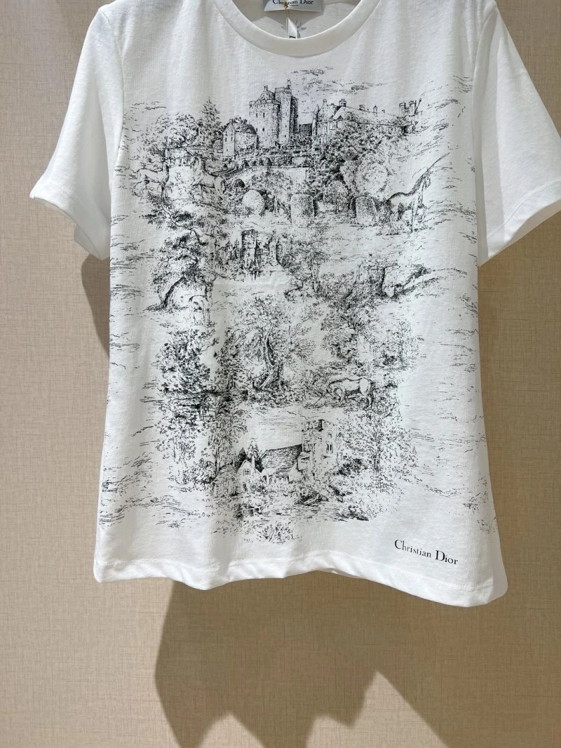 Top match Christian Dior T-Shirts