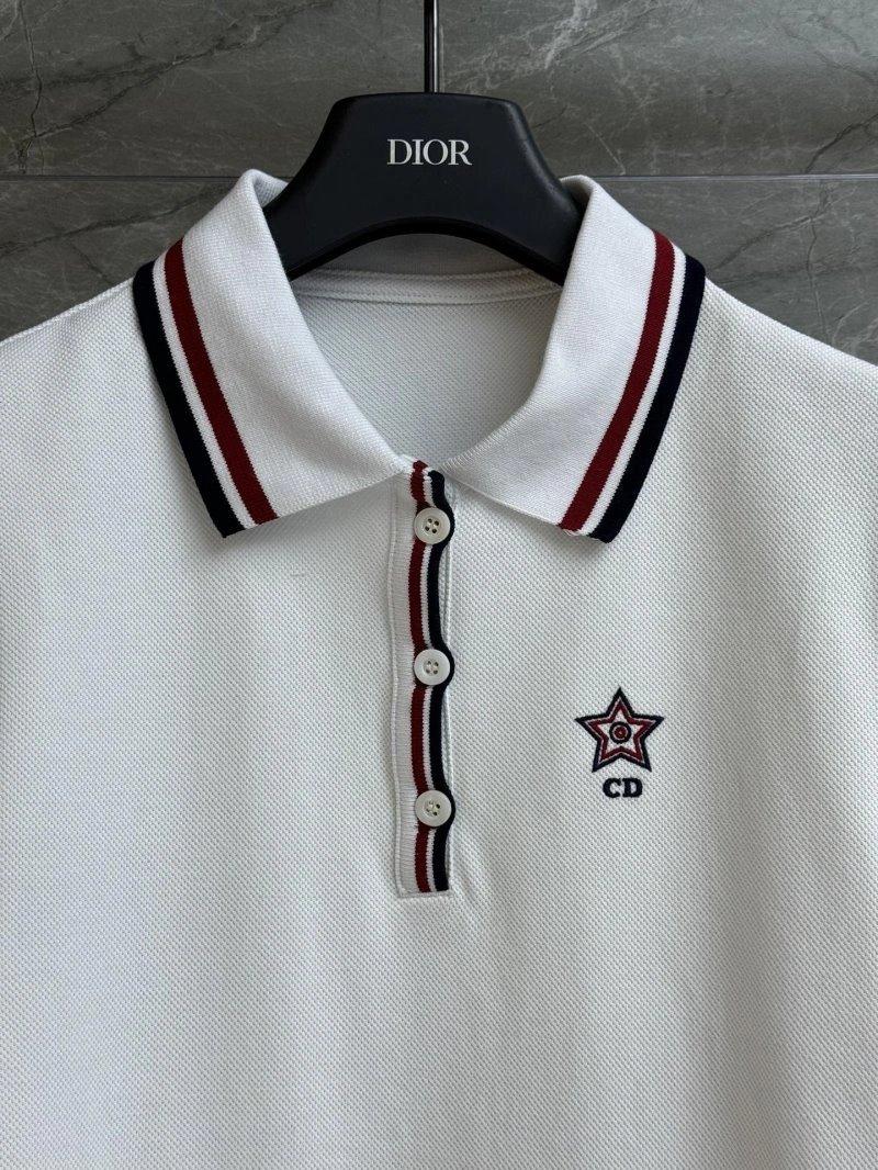 Accurate model Christian Dior T-Shirts