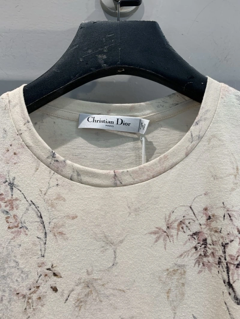 Affordable Christian Dior T-Shirts