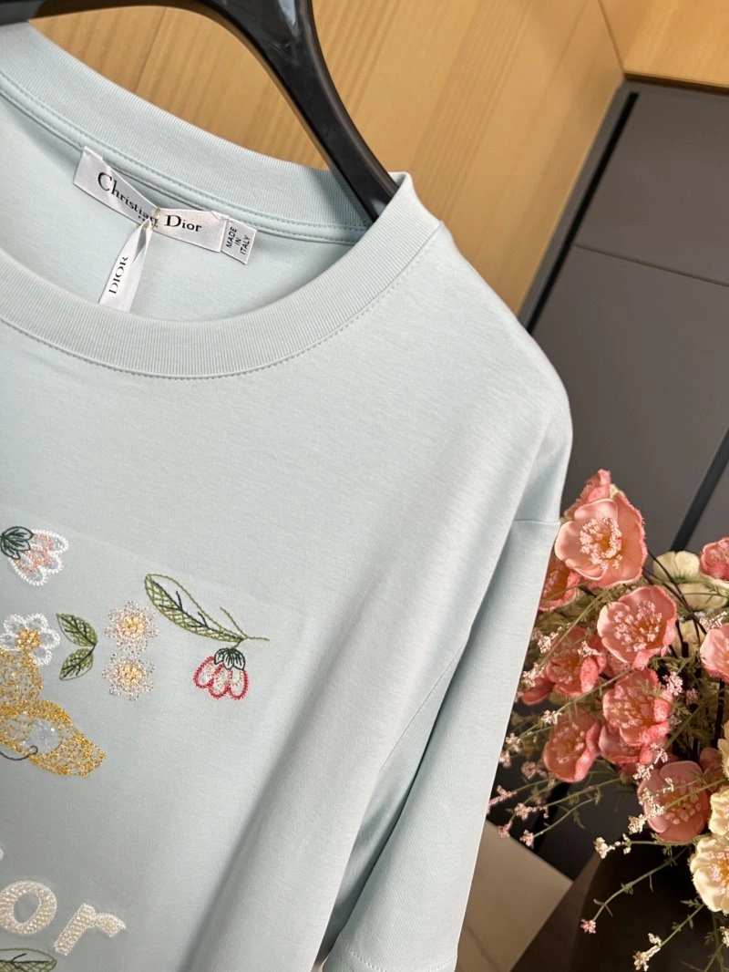 Low-cost Christian Dior T-Shirts