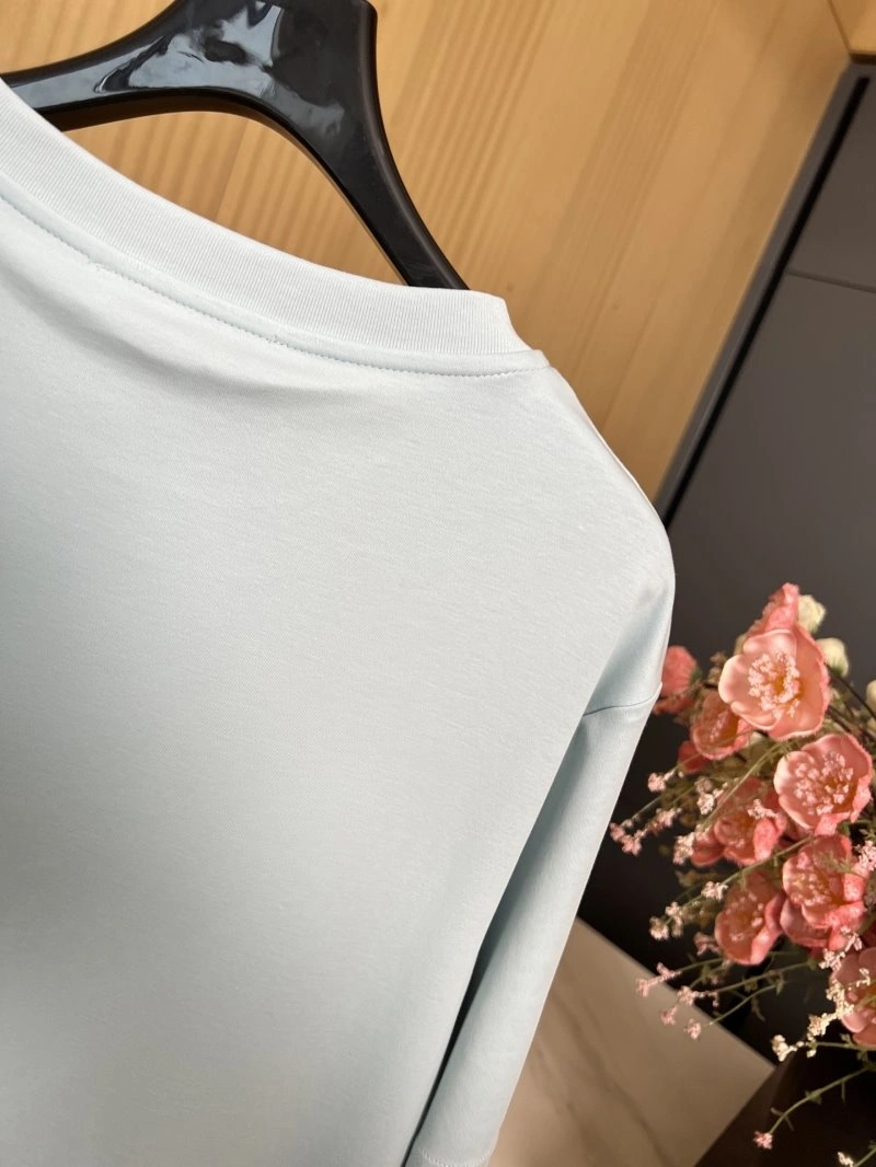 Low-cost Christian Dior T-Shirts