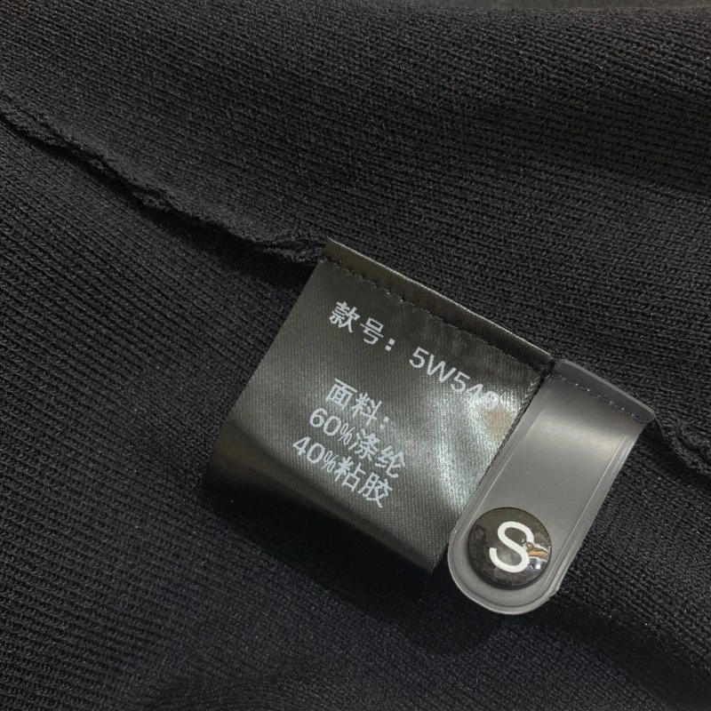 Accurate model Christian Dior T-Shirts