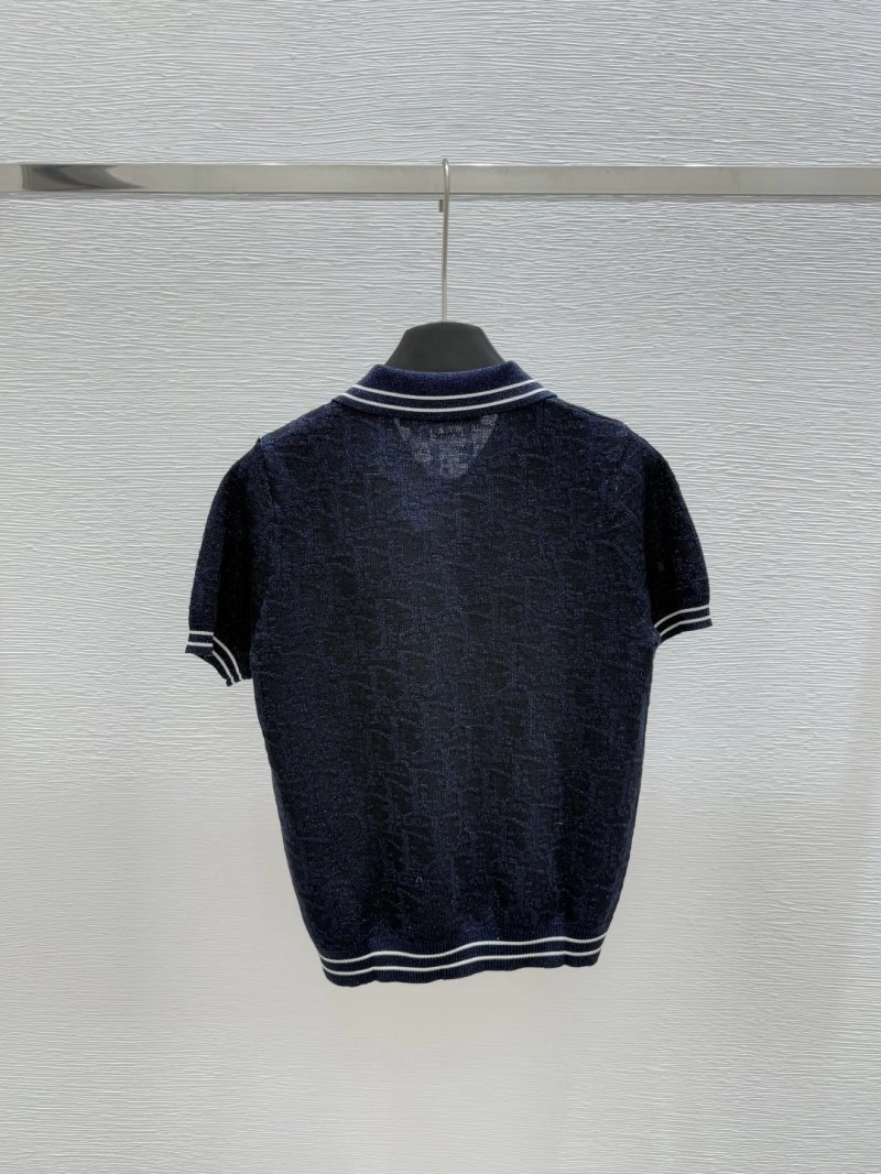Accurate model Christian Dior T-Shirts