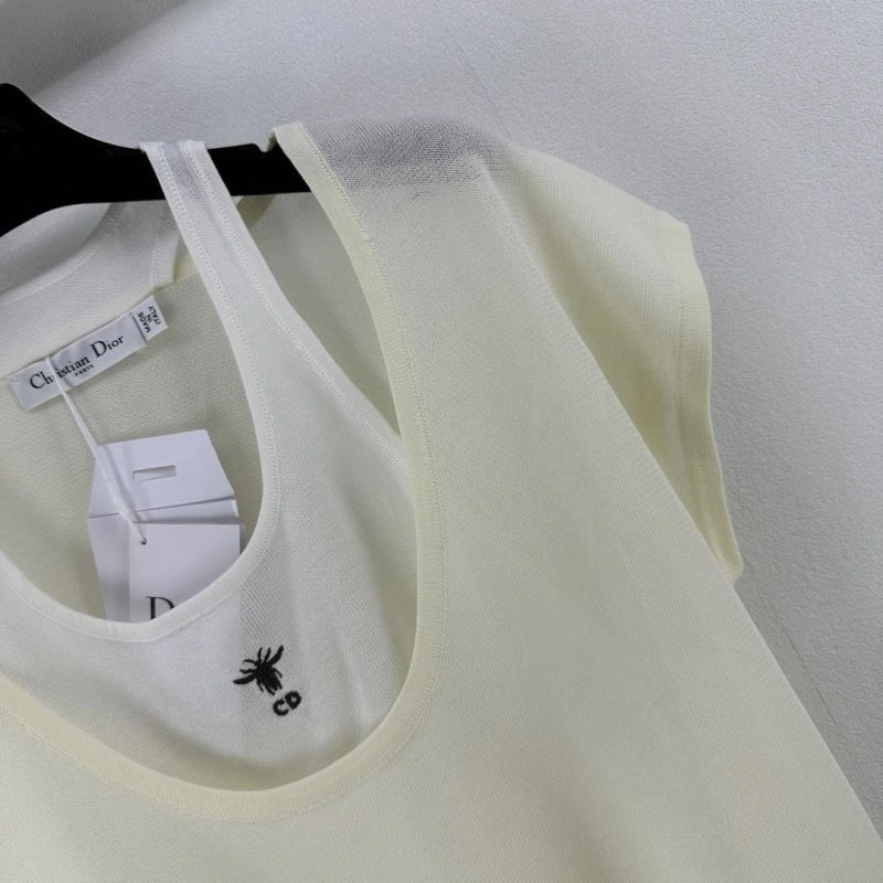 Low-cost Christian Dior T-Shirts