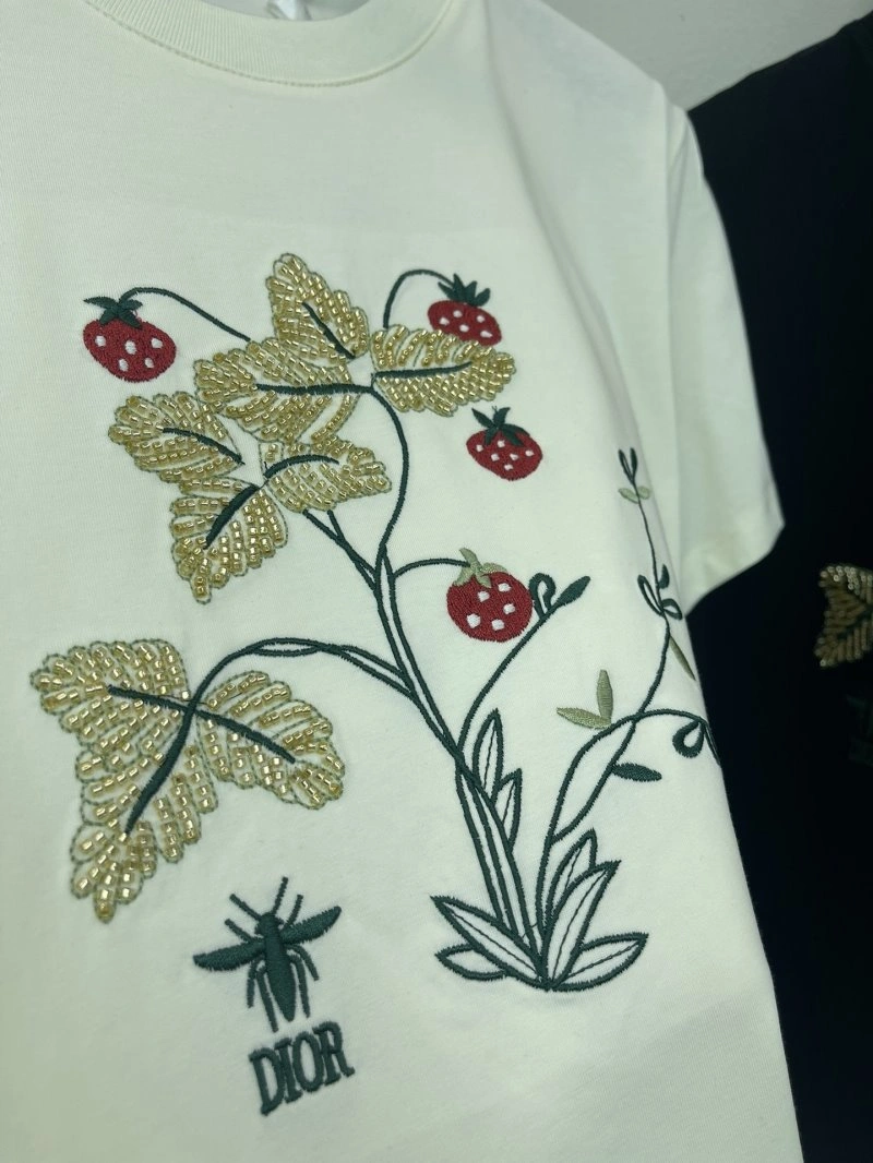 Top match Christian Dior T-Shirts