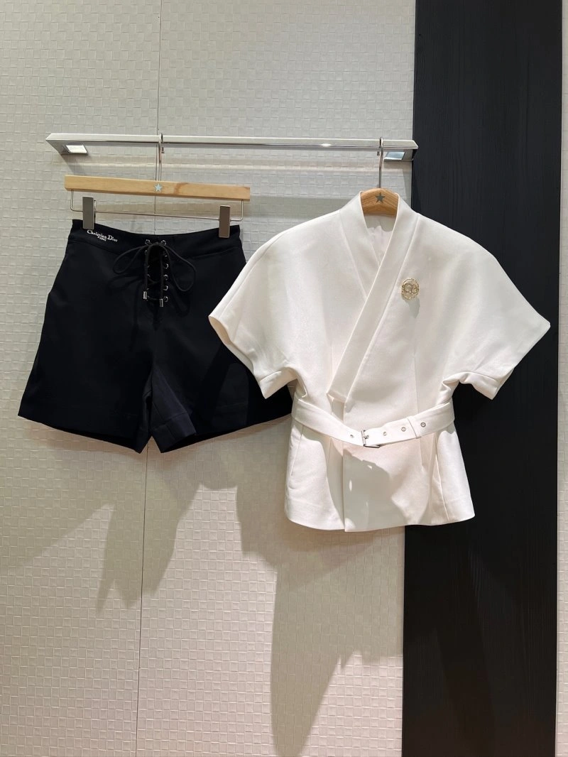 Economical Christian Dior T-Shirts