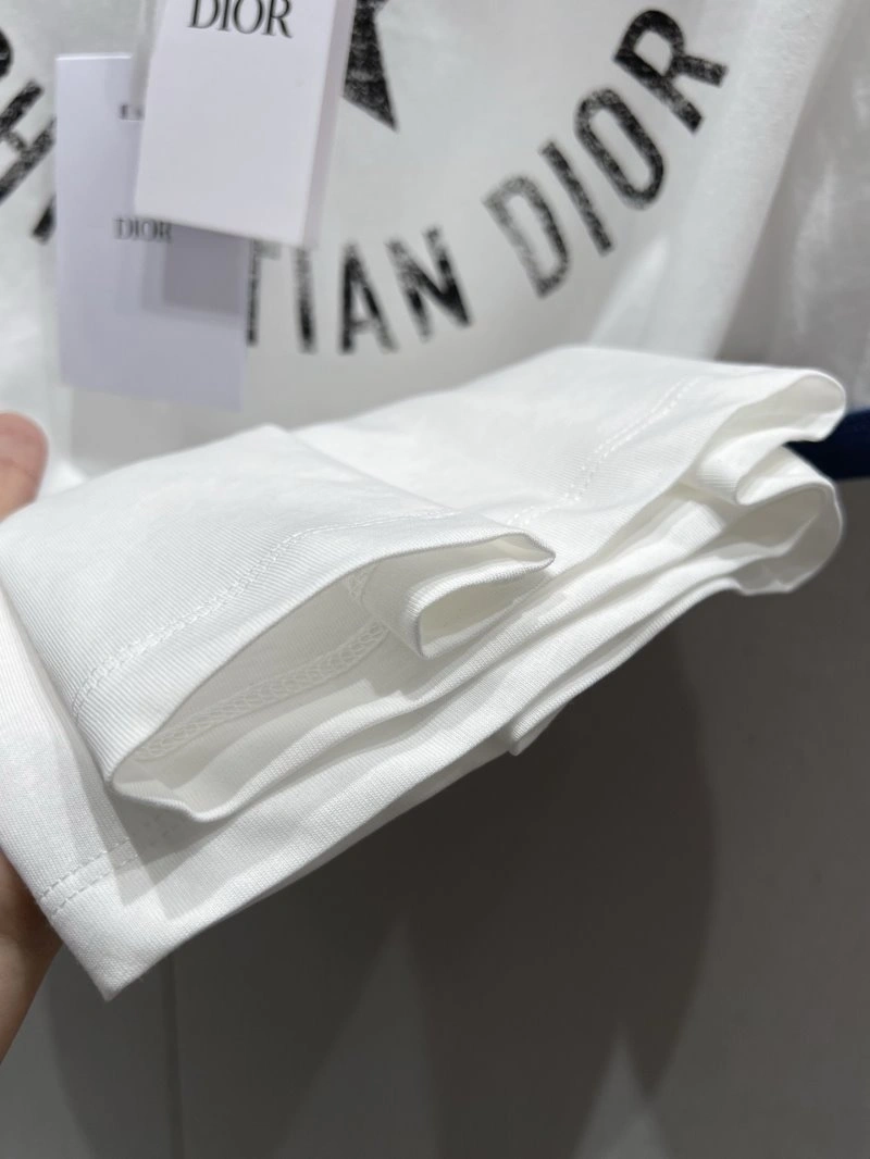 Top match Christian Dior T-Shirts