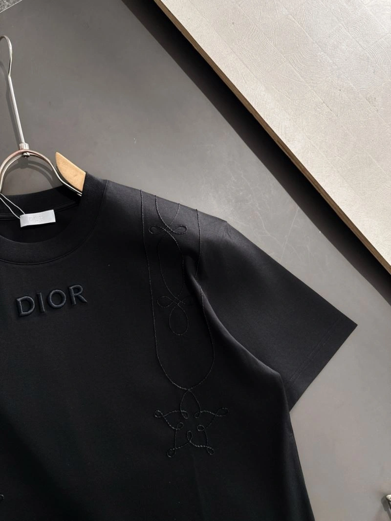 Top match Christian Dior T-Shirts