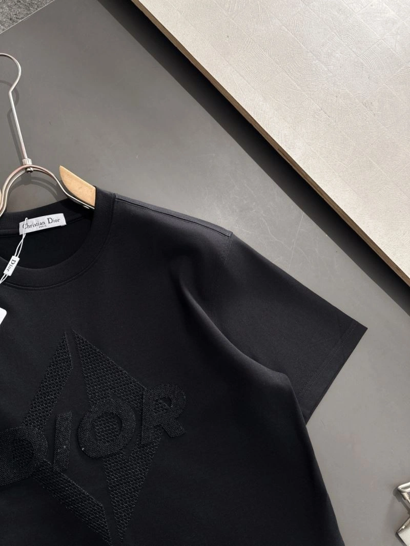Bargain Christian Dior T-Shirts