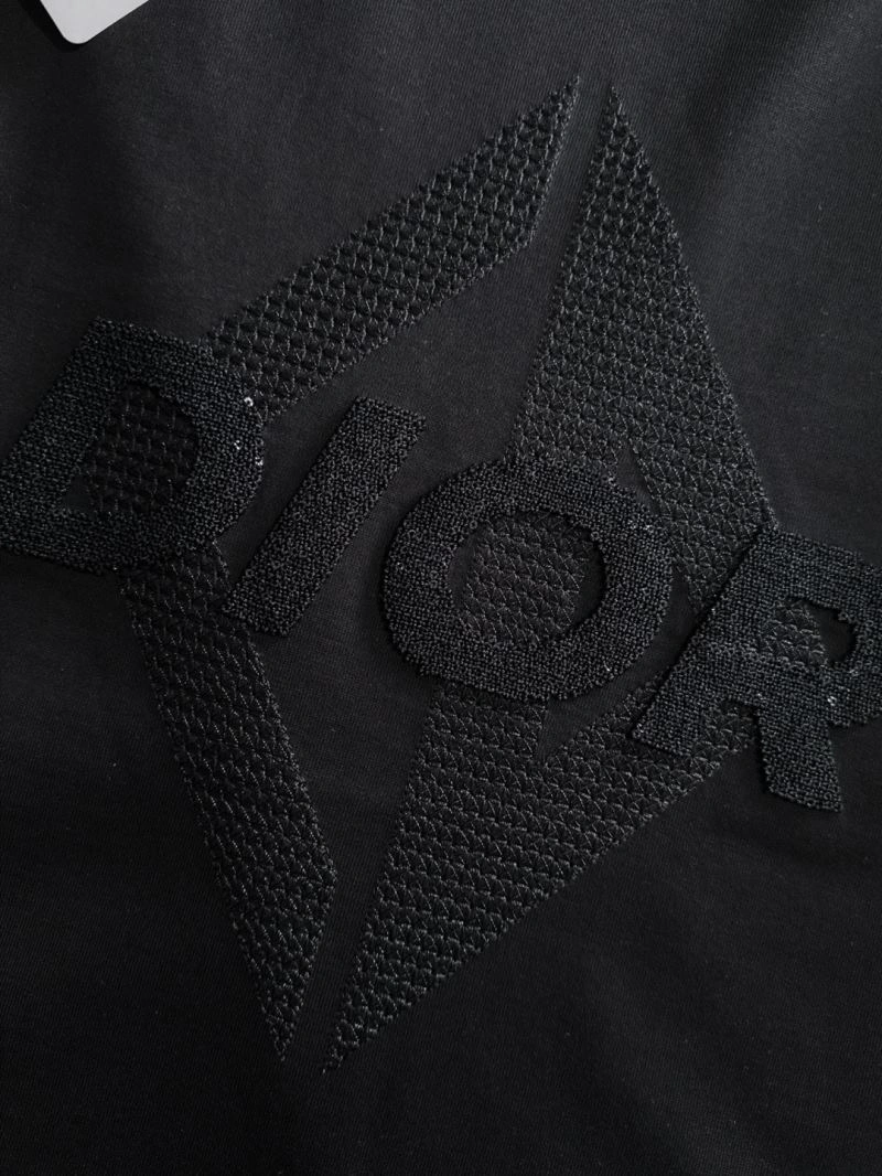 Bargain Christian Dior T-Shirts