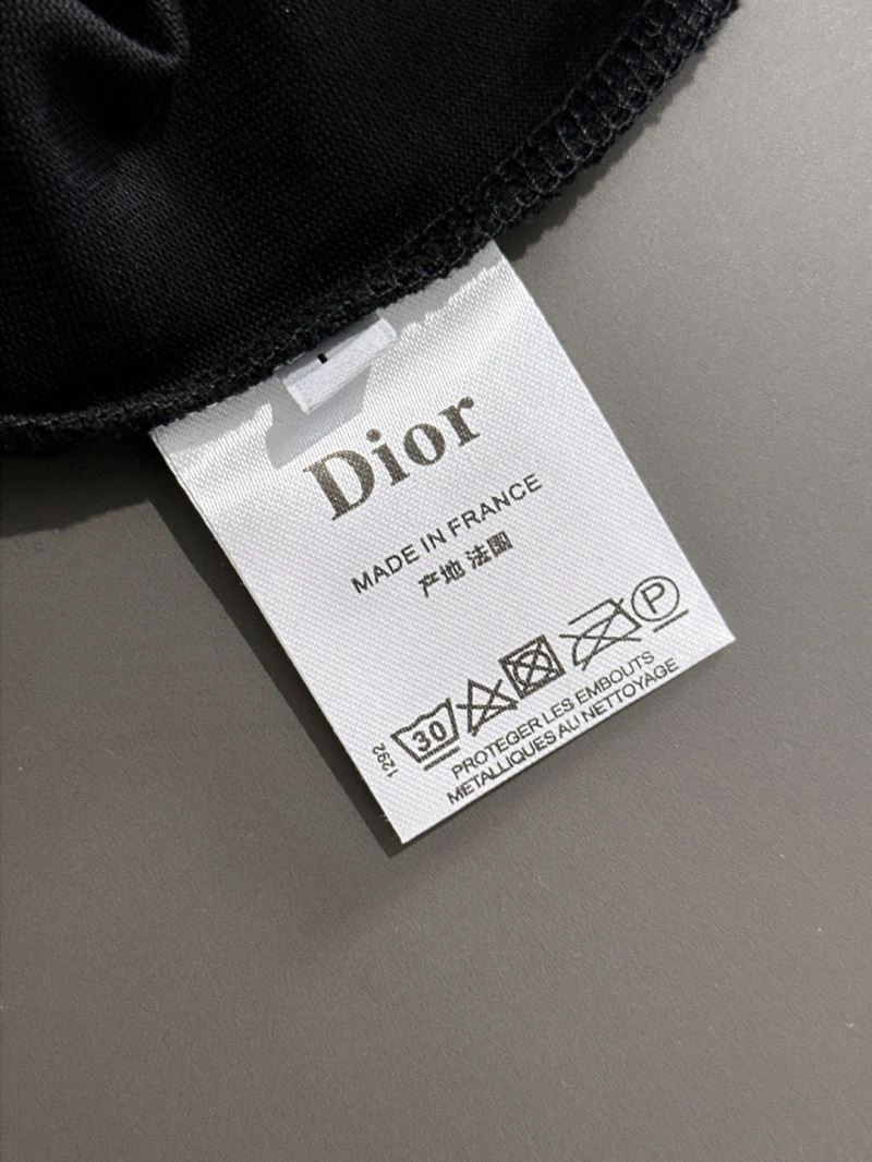 Bargain Christian Dior T-Shirts