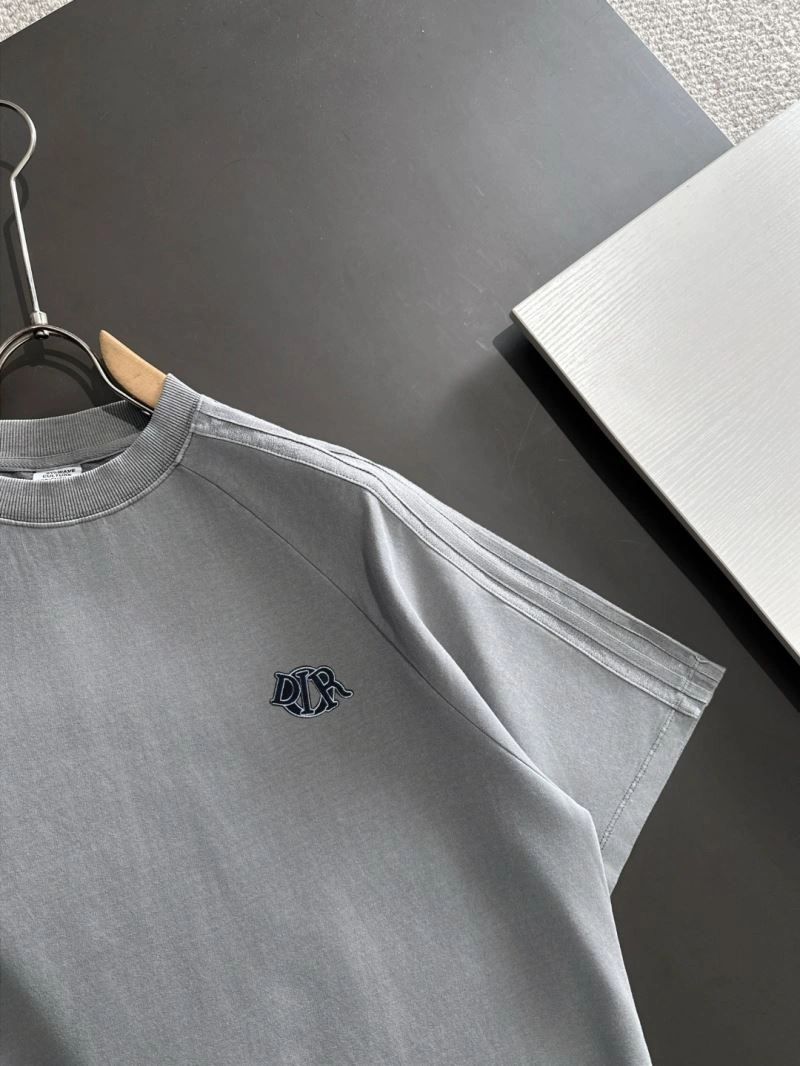 Inexpensive Christian Dior T-Shirts