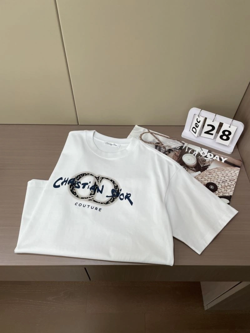Top match Christian Dior T-Shirts