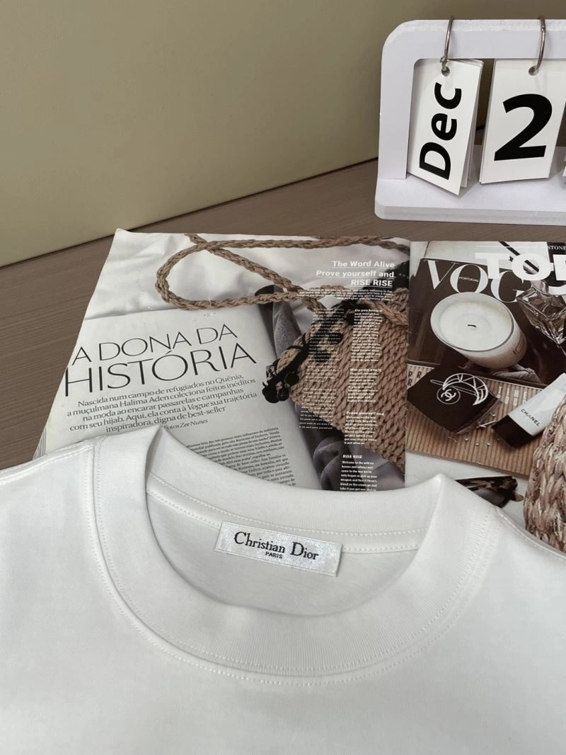 Top match Christian Dior T-Shirts