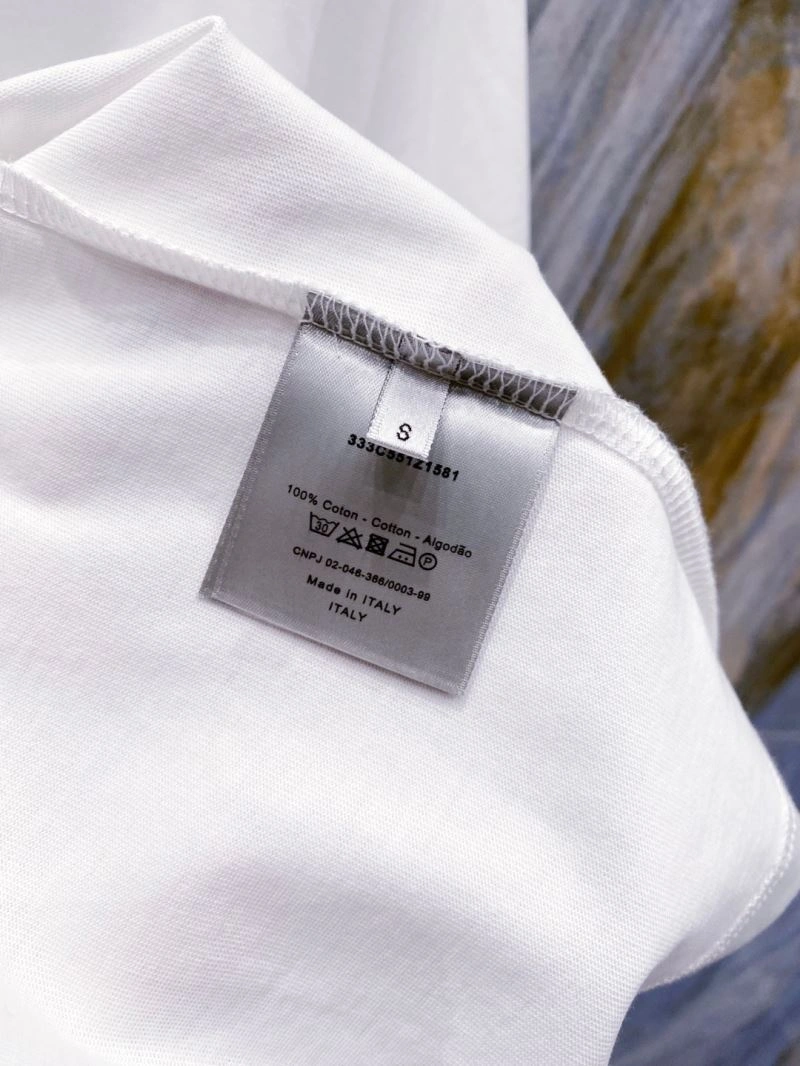 High fidelity Christian Dior T-Shirts