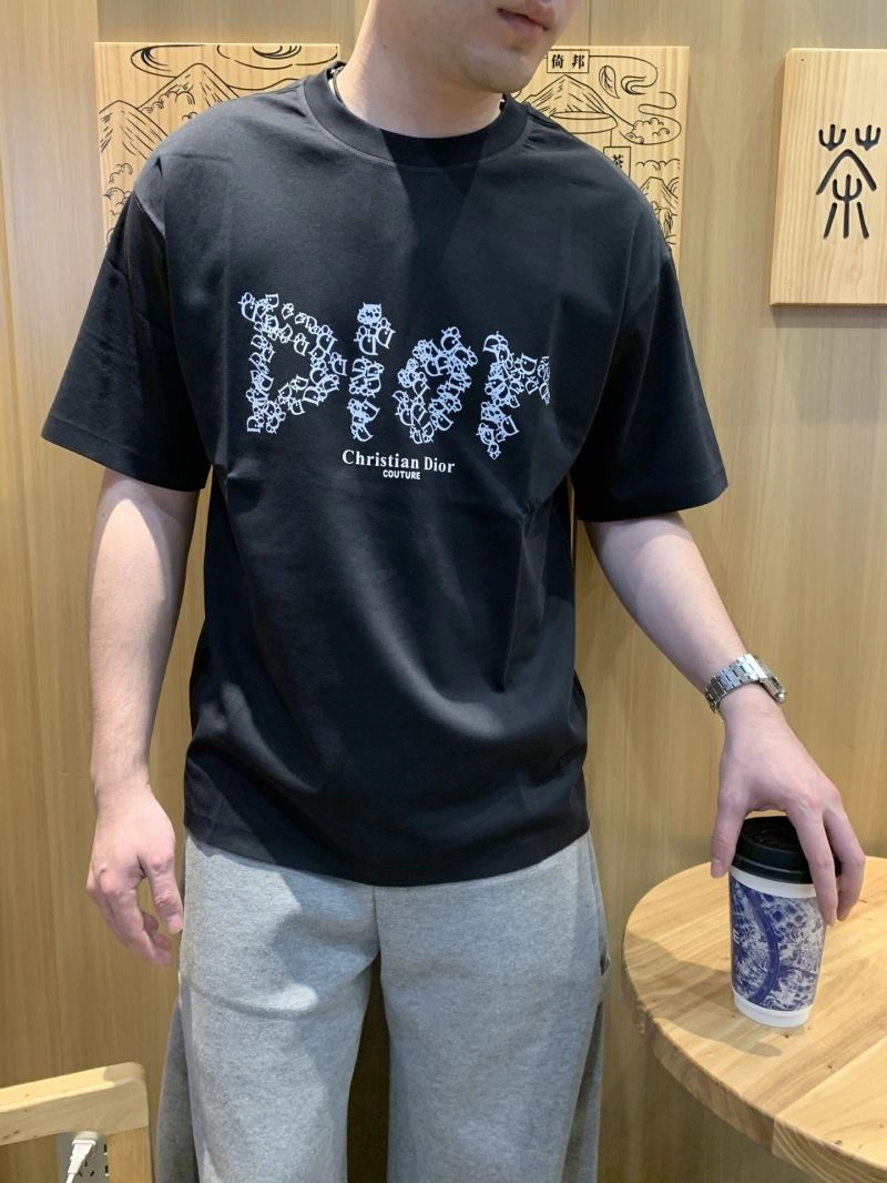 Bargain Christian Dior T-Shirts