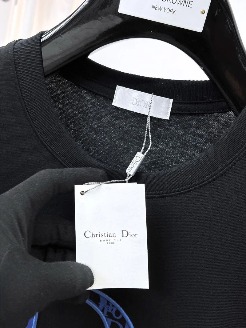 Bargain Christian Dior T-Shirts
