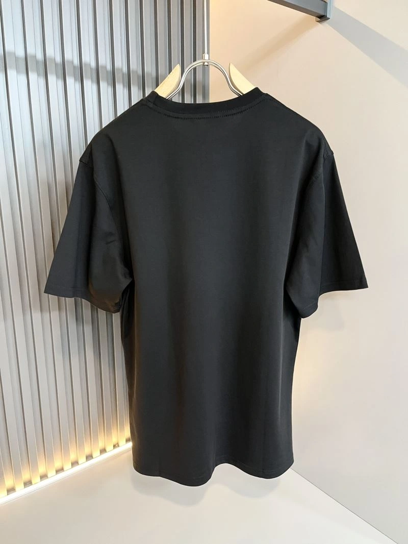 Indistinguishable Christian Dior T-Shirts