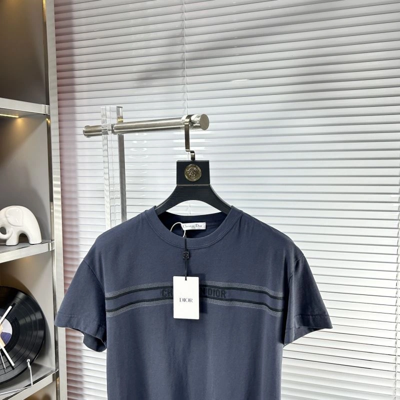 Bargain Christian Dior T-Shirts