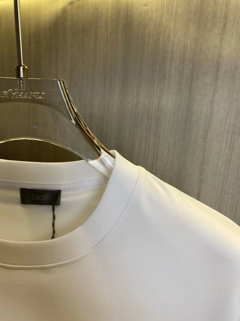Low-cost Christian Dior T-Shirts