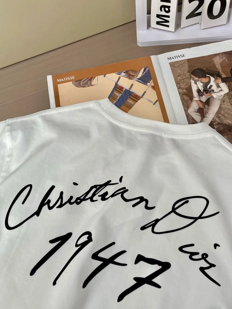 High accuracy Christian Dior T-Shirts