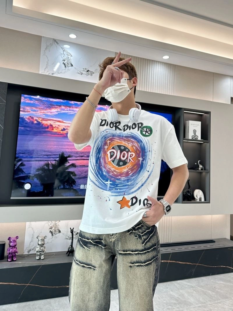 Reasonably priced Christian Dior T-Shirts