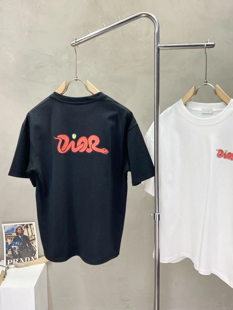 Low-cost Christian Dior T-Shirts