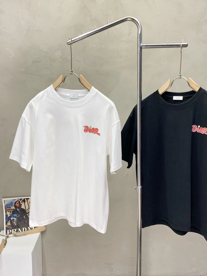 Low-cost Christian Dior T-Shirts