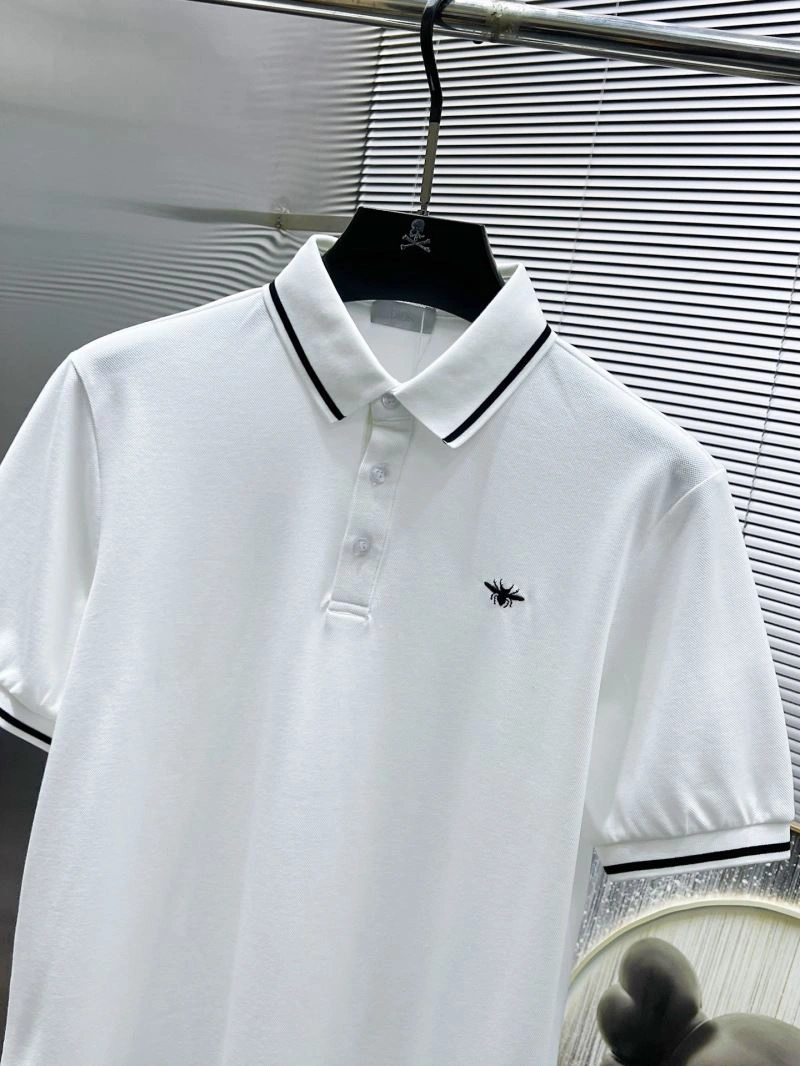 Accurate model Christian Dior T-Shirts