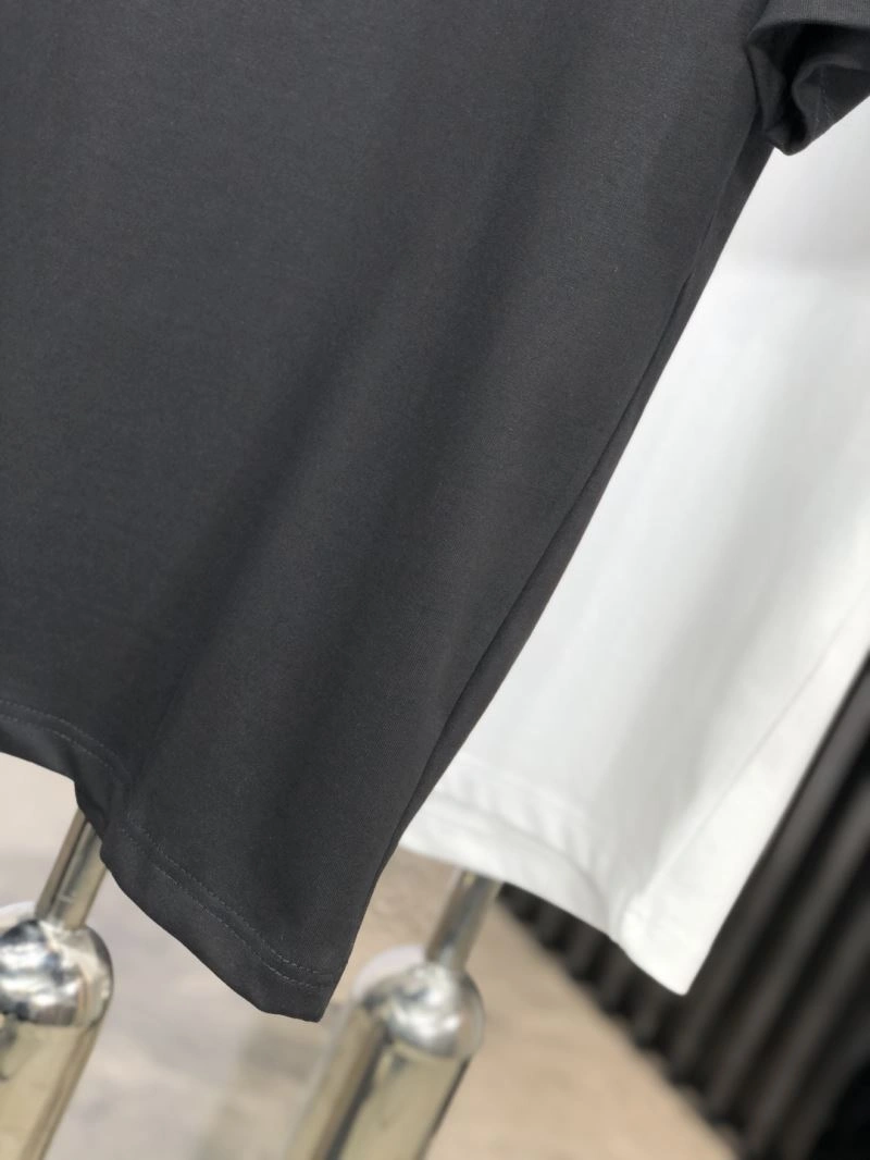 Bargain Christian Dior T-Shirts