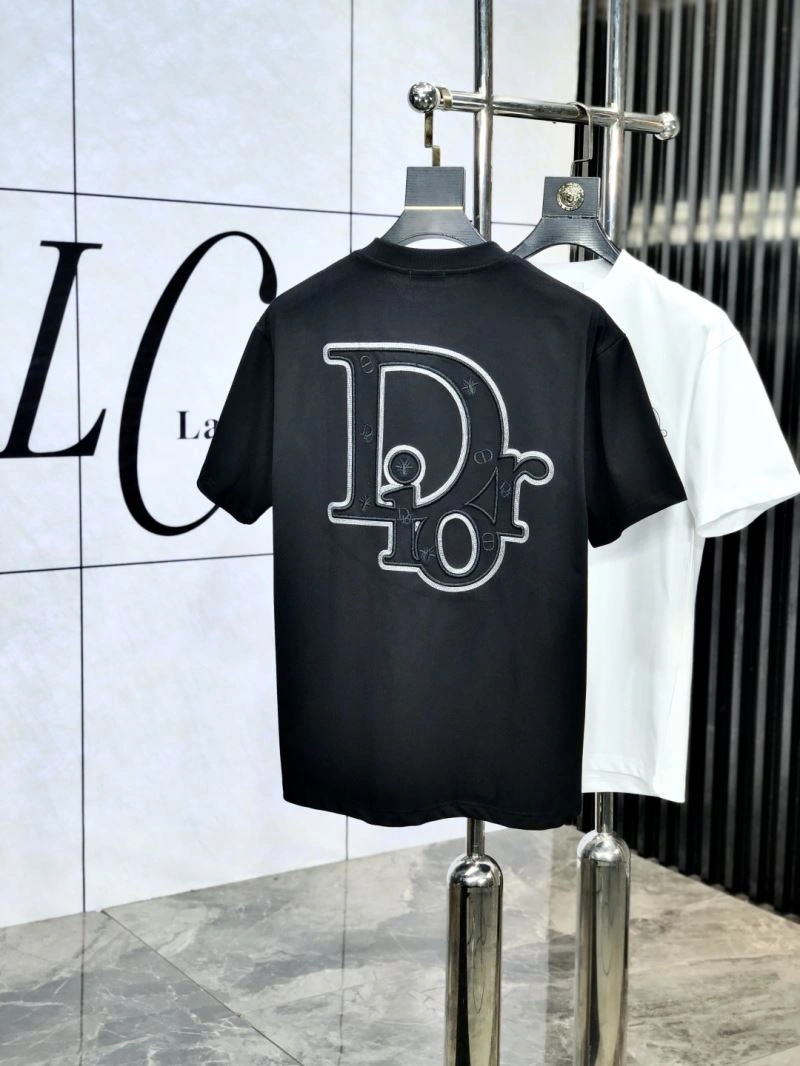 Bargain Christian Dior T-Shirts