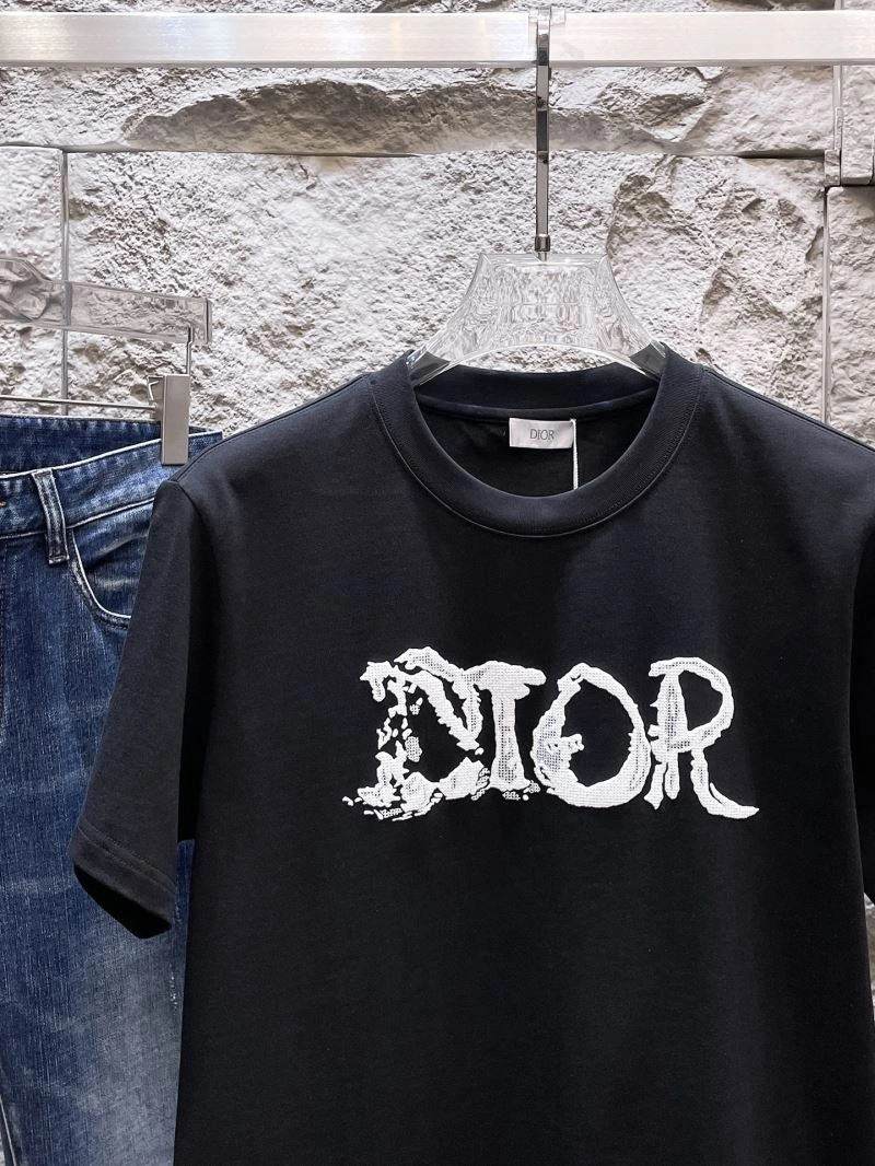 Bargain Christian Dior T-Shirts
