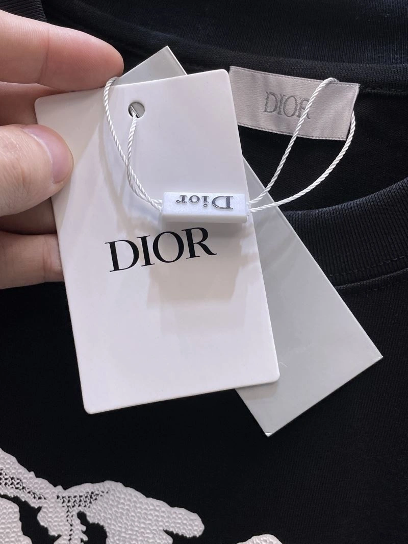 Bargain Christian Dior T-Shirts