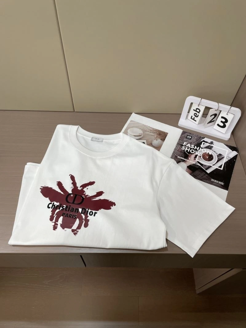 Top match Christian Dior T-Shirts
